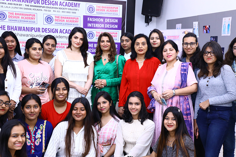 Beauty Pageant Deepti (Ei Samay-TOI) 2023 - Celebrity interaction with ...